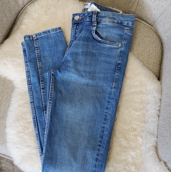 Zara | Jeans | Zara Eur36 Light Wash | Poshmark